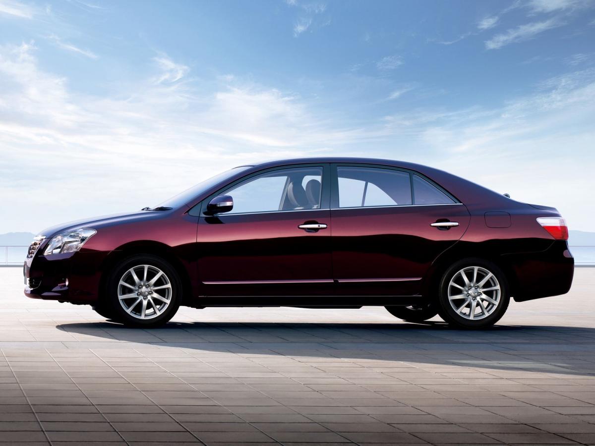 Toyota Premio technical specifications and fuel economy